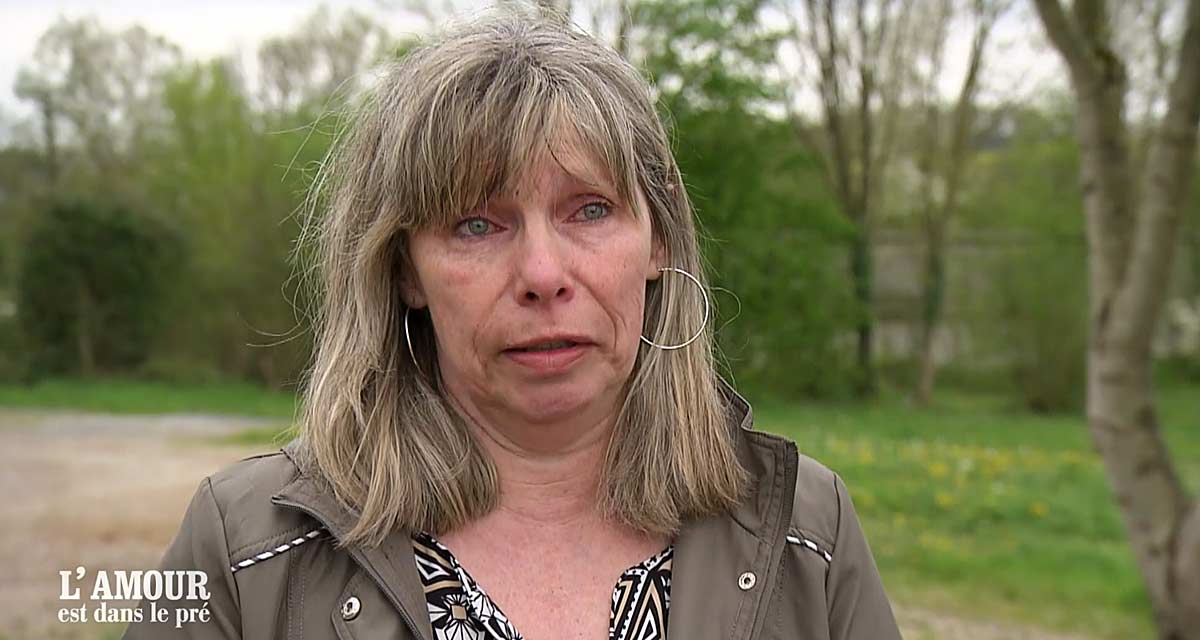 Lamour Est Dans Le Pré Muriel En Larmes Après Son éviction Par